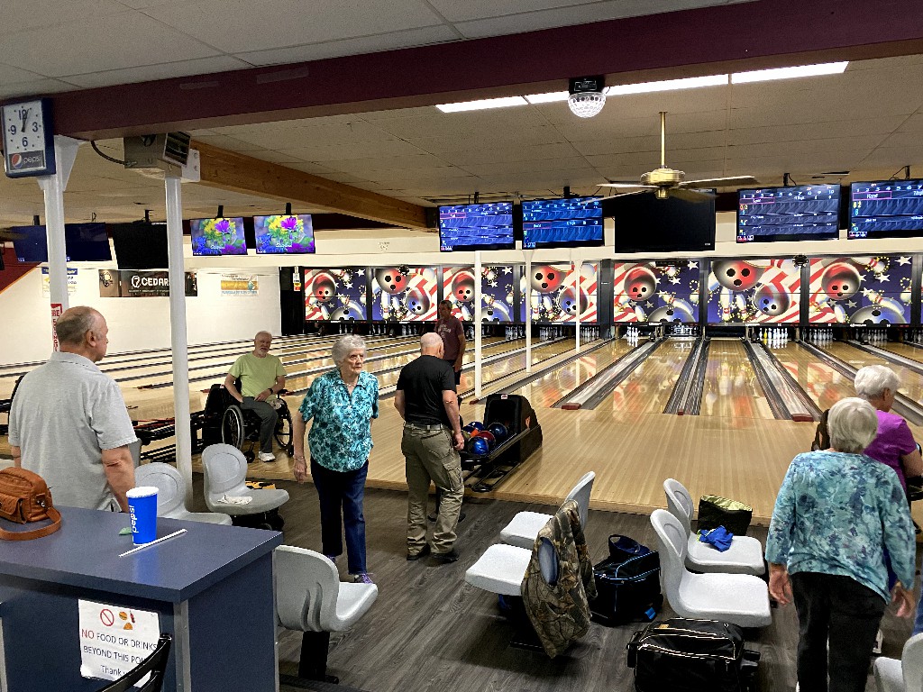 Laurel Lanes Bowling – Come have a ball at Laurel Lanes!
