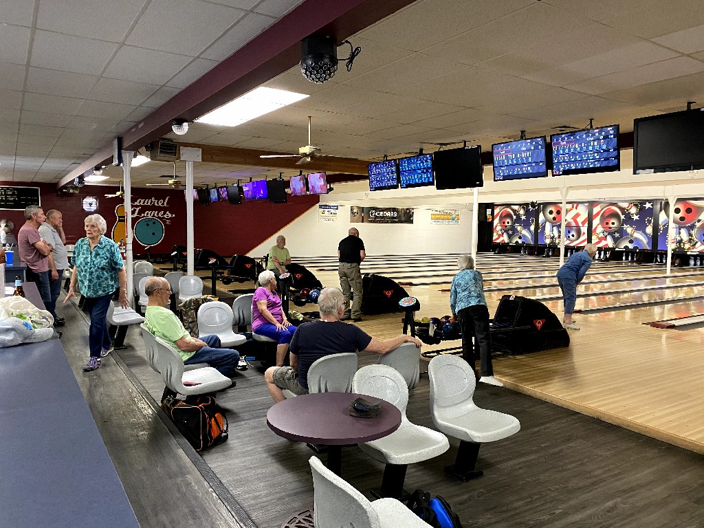 Laurel Lanes Bowling – Come have a ball at Laurel Lanes!